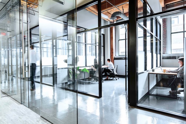 How SnapShot Interactive Manages Its Two City Team